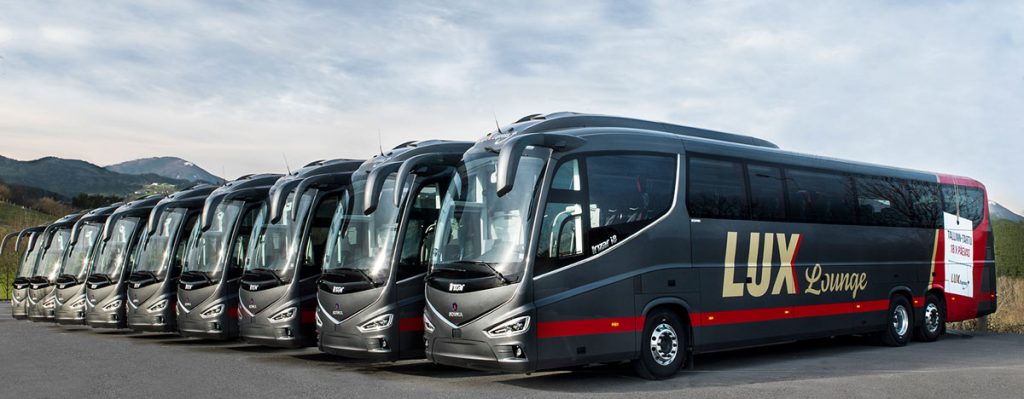 Delivery of the first Irizar i8